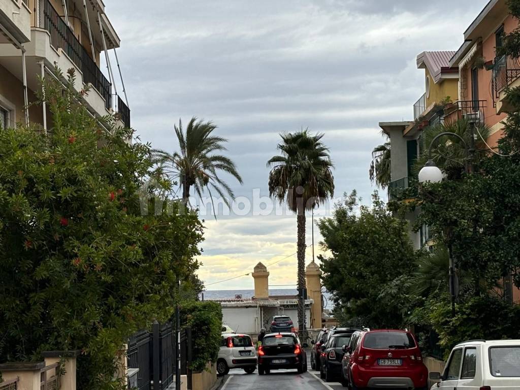 Vendita Appartamento Laigueglia. Bilocale in via Fratelli Musso 6. Da ...