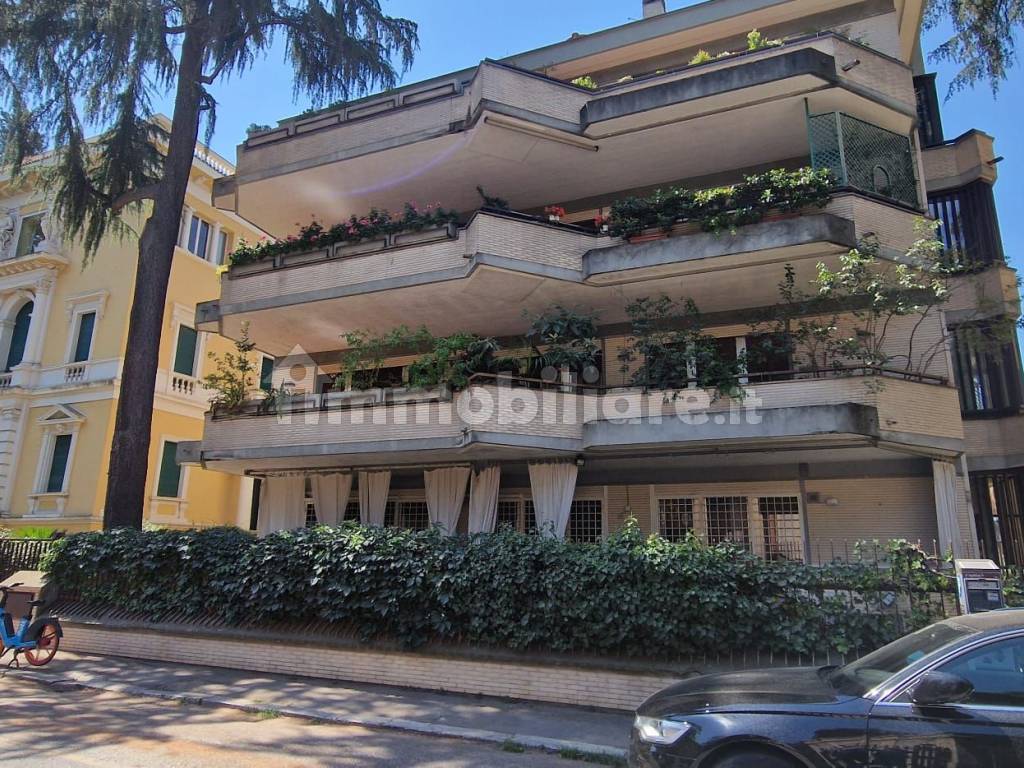 Vendita Appartamento in via di Villa Sacchetti 13. Roma. Ottimo stato ...