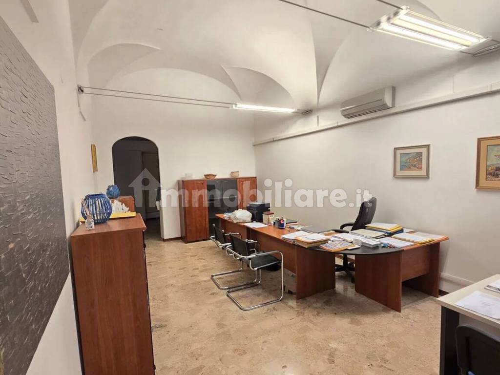 Ufficio - Studio piazza Del Duca, Perugia, Rif. 117377439 - Immobiliare.it