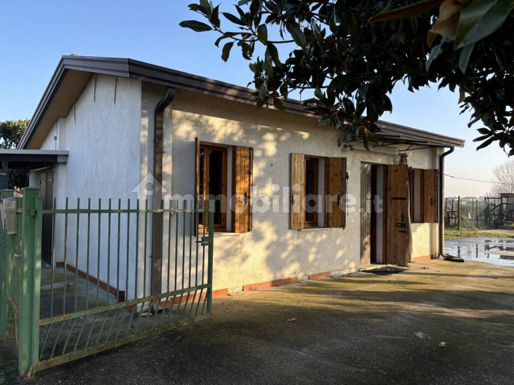 Vendita Terratetto unifamiliare in via beolo 64 Conselve. Da ...