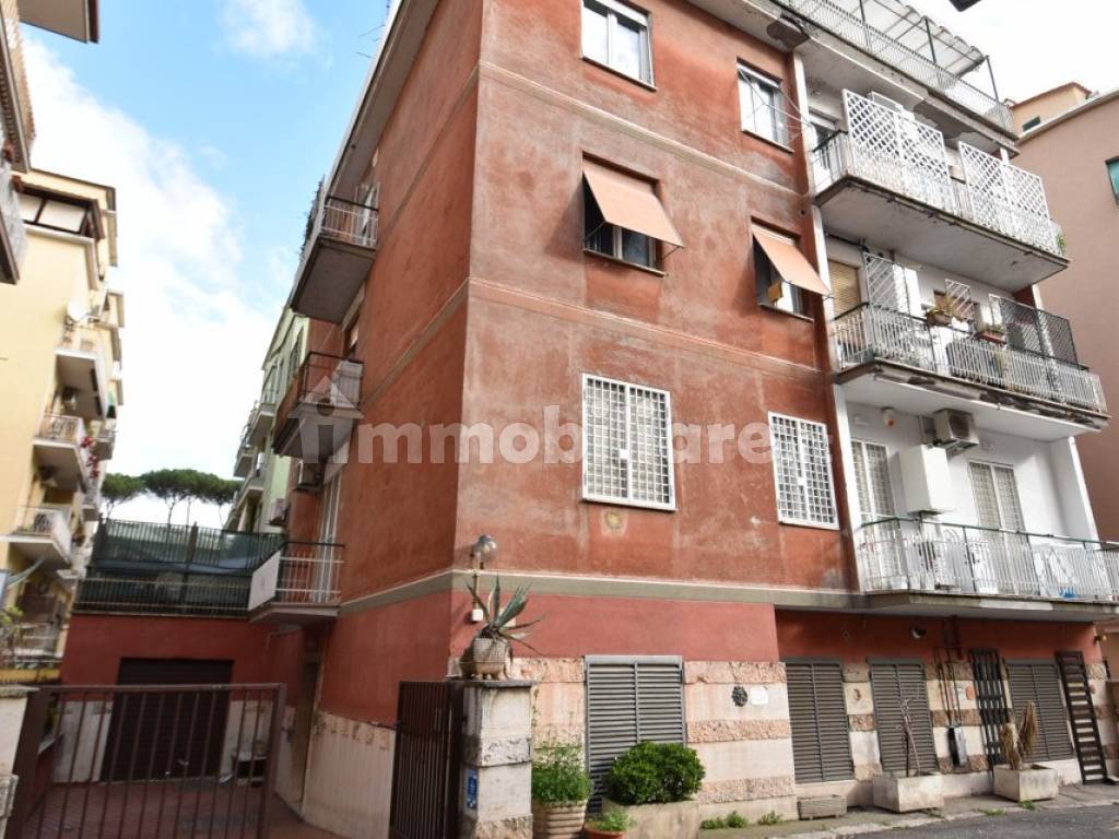 Vendita Attico in via Giovanni Stanchi Roma. Buono stato, con balcone ...