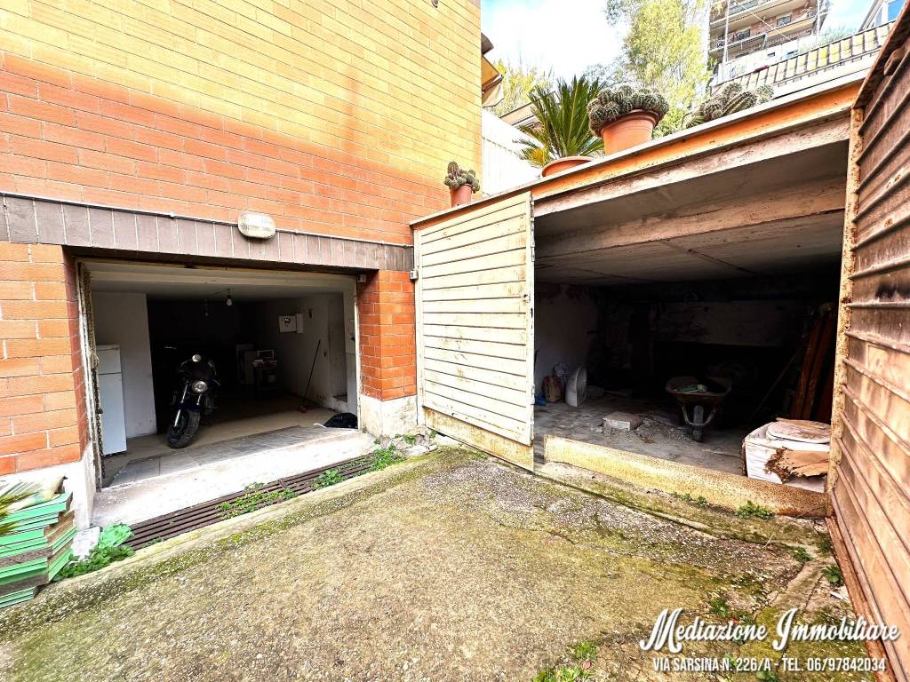 Garage - Box via del Risaro, Roma, Rif. 117412591 - Immobiliare.it