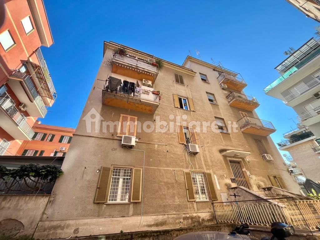 Vendita Appartamento Roma. Bilocale in via di Torrevecchia. Buono stato ...
