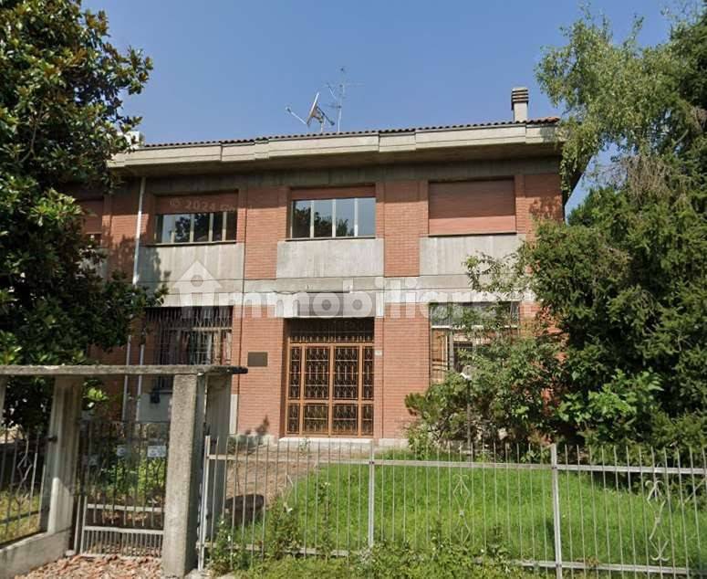 Palazzo - Edificio via D’Avia Sud, Modena, Rif. 117423631 - Immobiliare.it