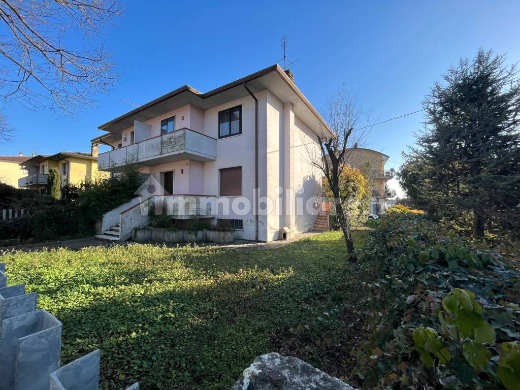 Vendita Terratetto unifamiliare in via Vittorio Emanuele III 32 Nogara ...