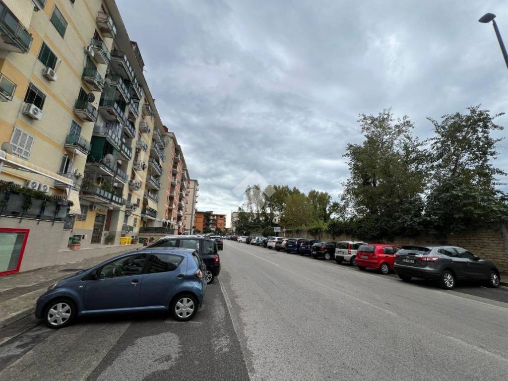 Magazzino - Deposito via Virginia Woolf 14, Napoli, Rif. 117461845 ...