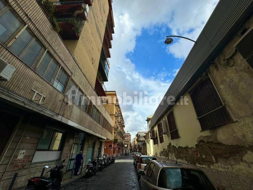 Vendita Appartamento Napoli. Bilocale in via Fra' Gregorio Carafa 1. Da ...
