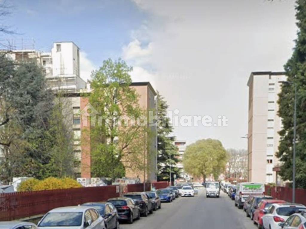 Vendita Appartamento Milano. Trilocale in via Giuseppe Adami. Ottimo ...