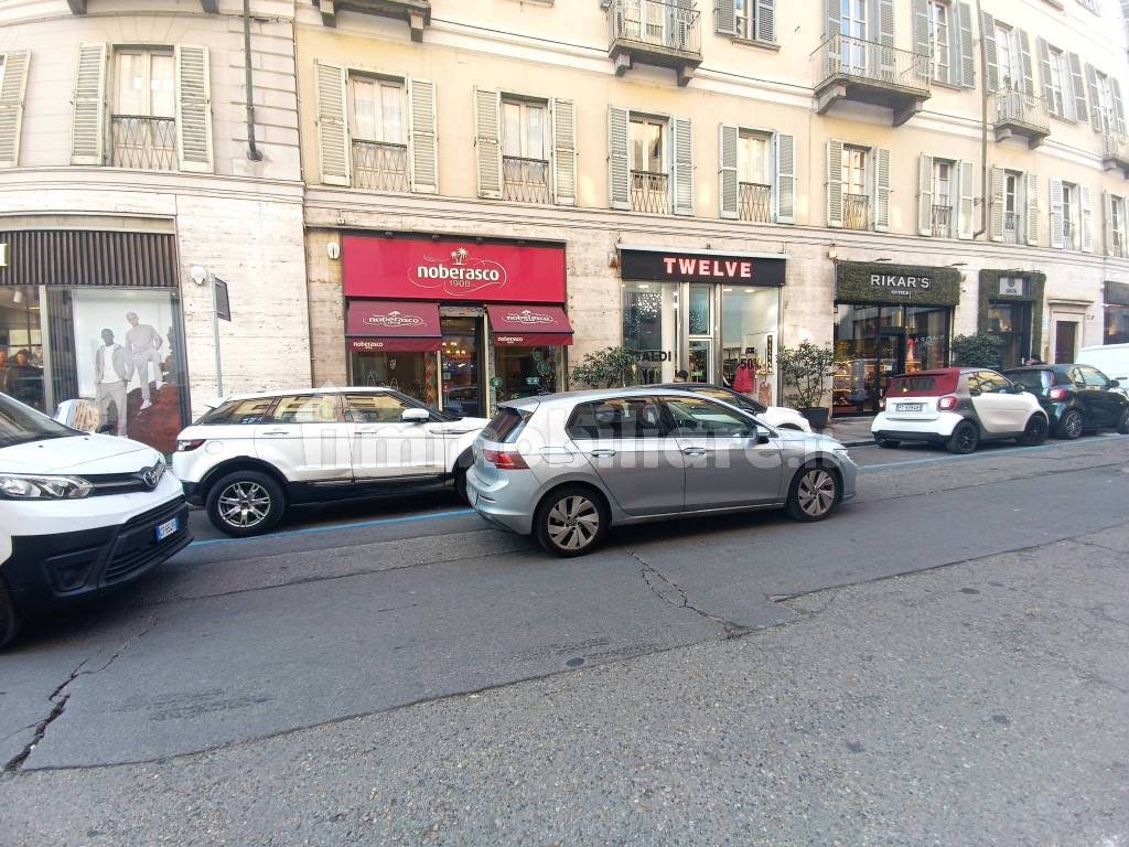 Locale commerciale via Antonio Gramsci 12, Torino, Rif. 117515225 - Immobiliare.it