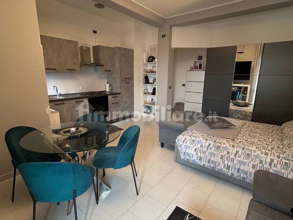 Vendita Appartamento in via Zezio 71. Como. Buono stato, quarto piano ...