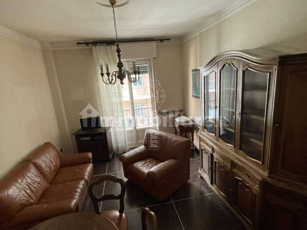 Vendita Appartamento Genova. Bilocale in via Carlo Rolando 23. Buono ...