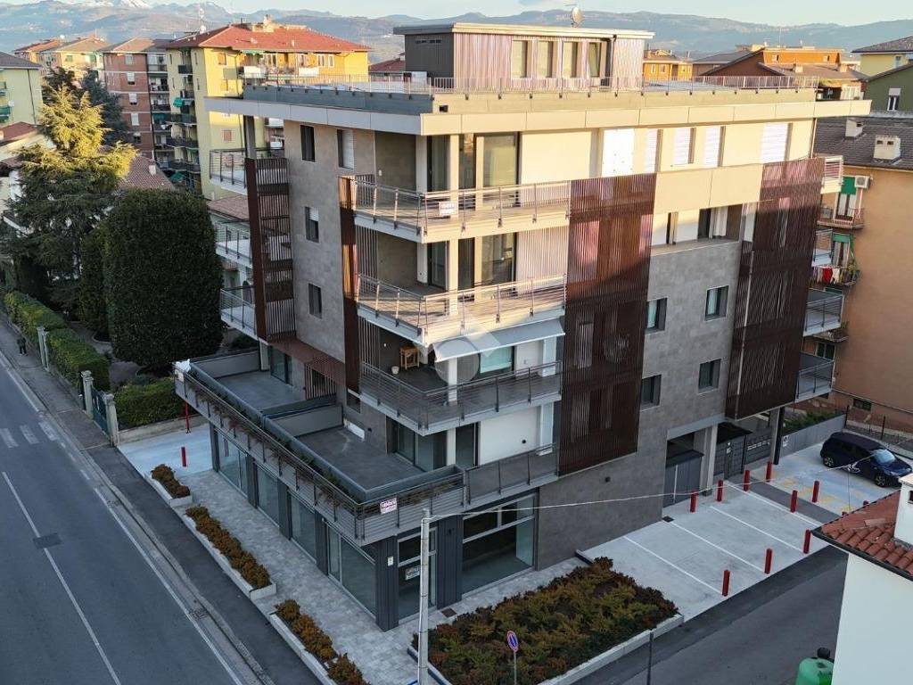 Vendita Attico in via Adriano Valerini 1 Verona. Nuovo, posto auto, con ...