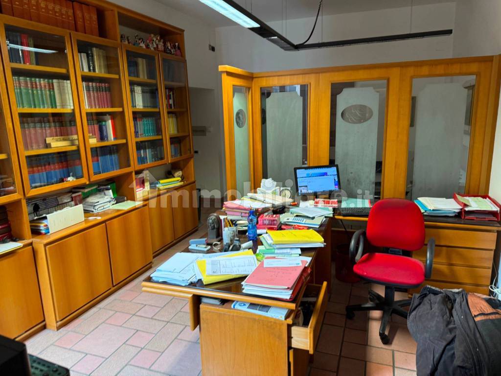 Ufficio - Studio via Roma 70, Terni, Rif. 117630643 - Immobiliare.it