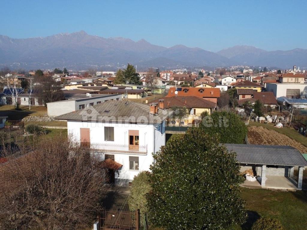 Vendita Villa bifamiliare in via Navellana 2 Ponderano. Buono stato ...