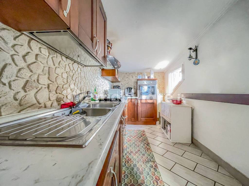 Vendita Attico in via Pontina 216 Aprilia. Ottimo stato, posto auto ...