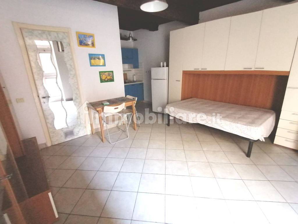 Vendita Appartamento Forlì. Monolocale in via Merlini 8. Ottimo stato ...