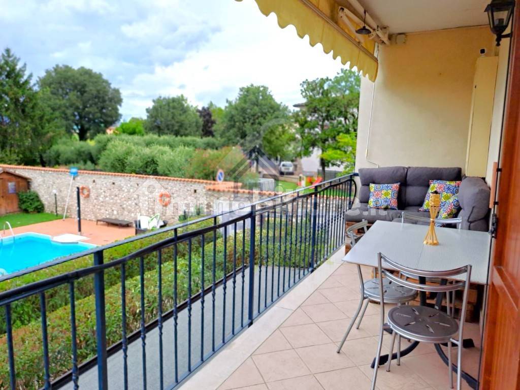 Vendita Appartamento Lonato del Garda. Trilocale in via Campagna Sotto 40/d. Ottimo stato, primo ...