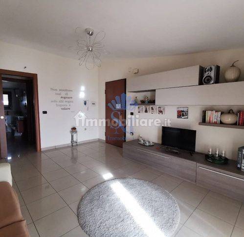 Vendita Attico in via Arco Felice Santa Maria Capua Vetere. Buono stato ...