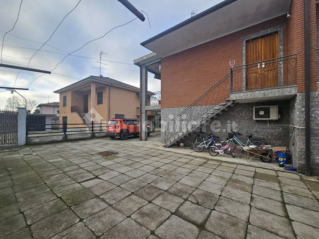Vendita Villa unifamiliare in via Lazzaretto 112 Robbio. Buono stato ...