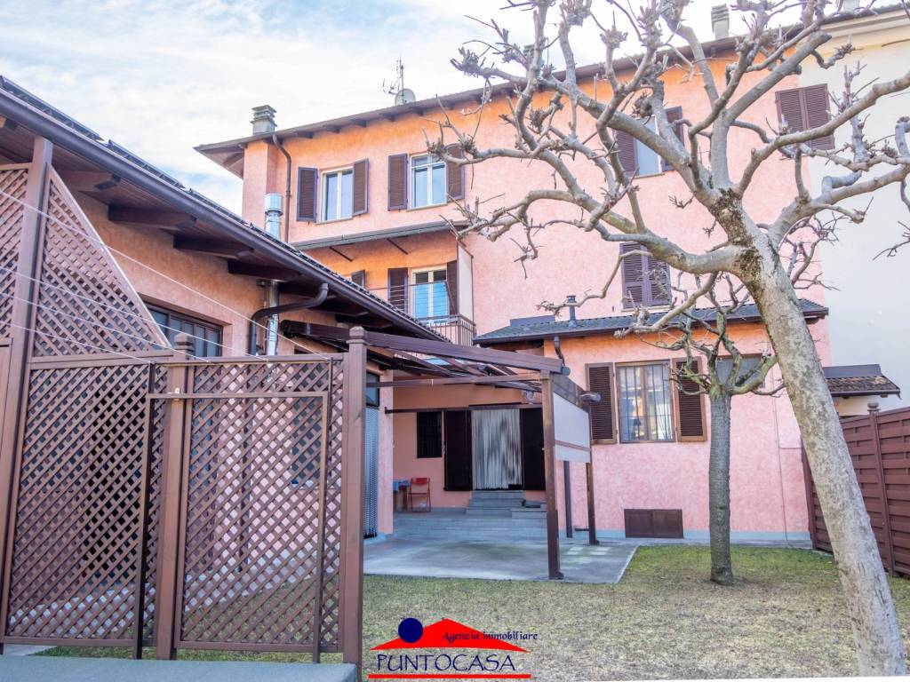 Vendita Villa unifamiliare in via Roccabruna 21 Dronero. Ottimo stato ...