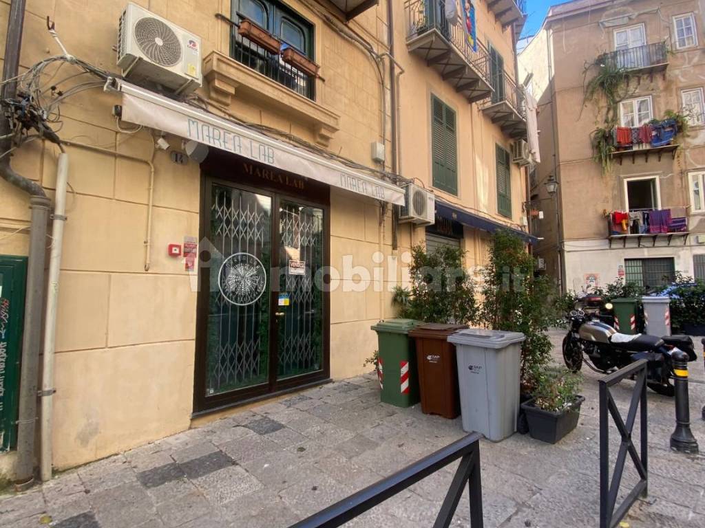 Cocktail bar via Giovanni Meli 14, Palermo, Rif. 117812365 - Immobiliare.it