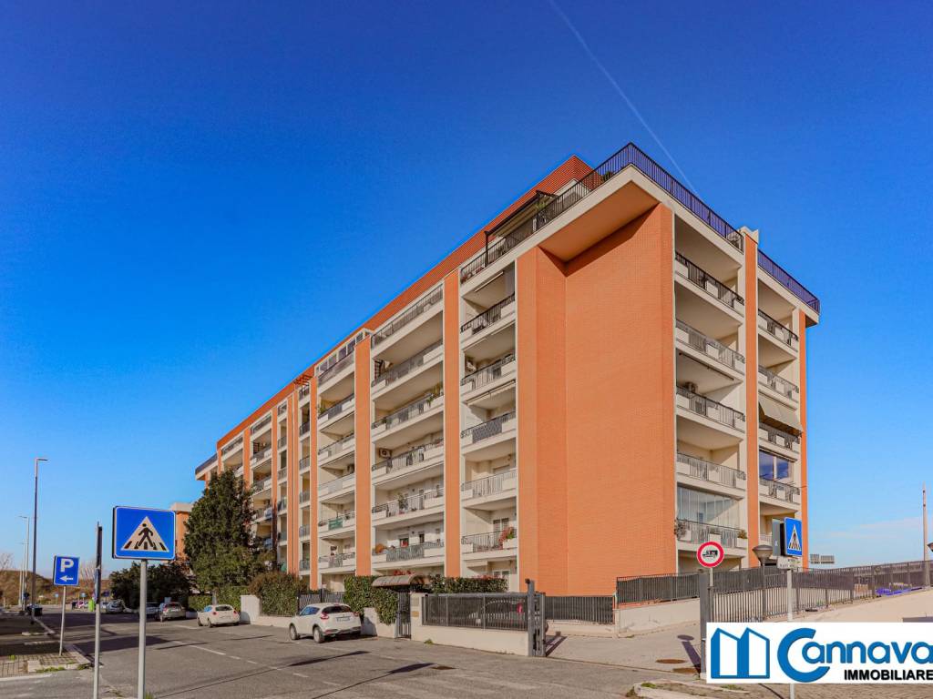 Vendita Appartamento Roma. Bilocale in via Luigi Crocco. Buono stato ...