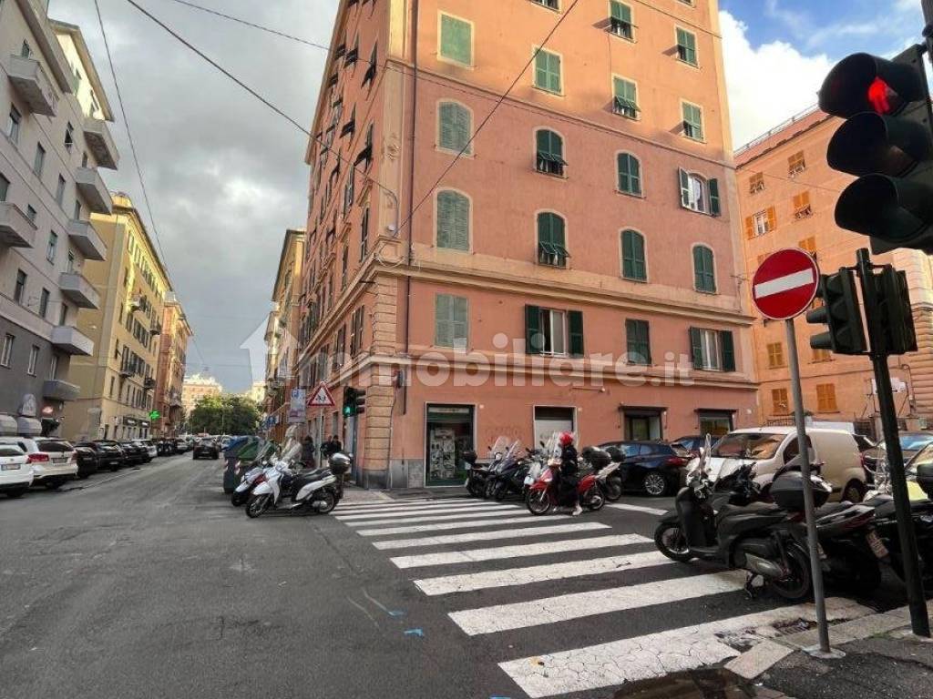 Affitto Appartamento in via della Libertà 6. Genova. Buono stato ...