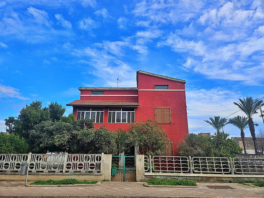 Vendita Villa unifamiliare in via Vitale Matta 32 Villasor. Buono stato ...