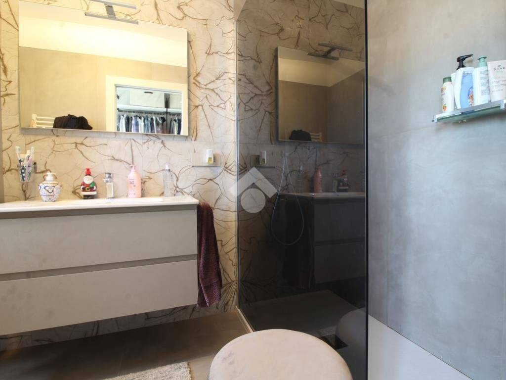 Vendita Appartamento Reggio Calabria. Trilocale in via Sant'Anna II ...