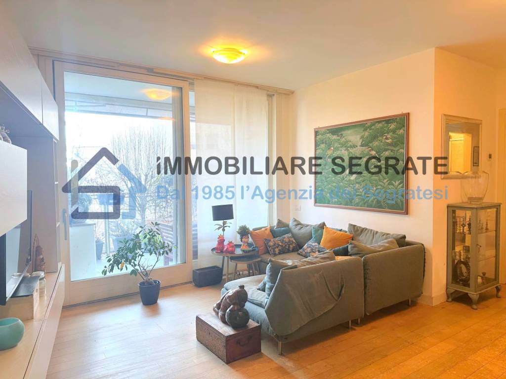 Vendita Appartamento Segrate. Trilocale in via Caravaggio 2. Buono ...