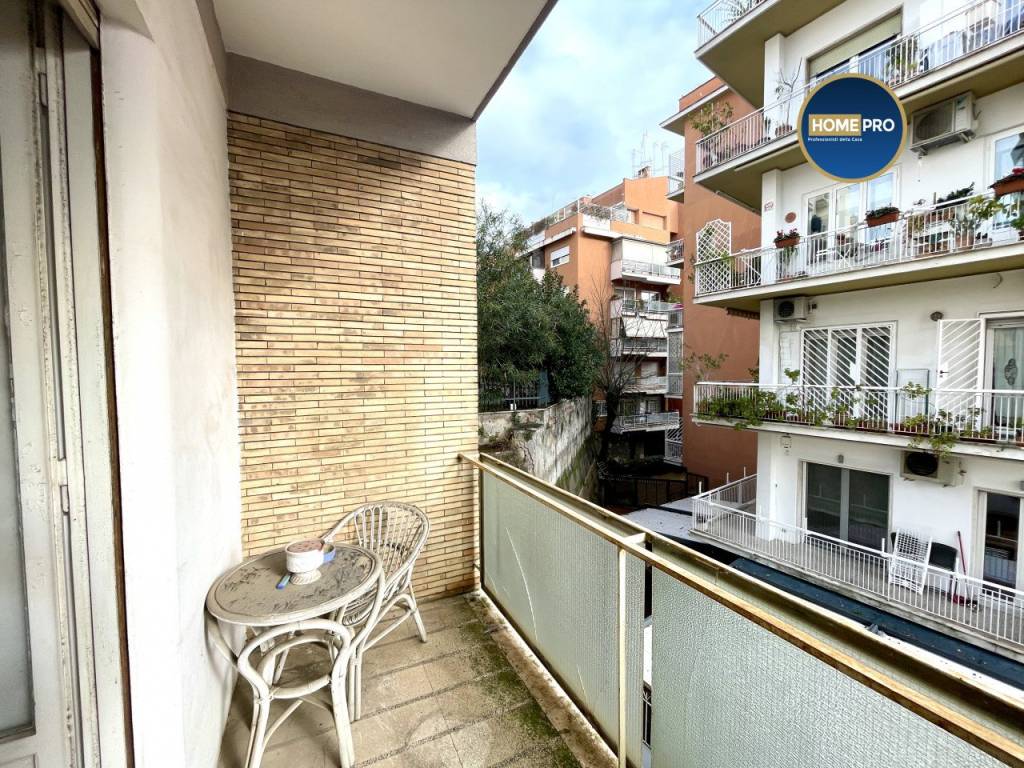 Vendita Appartamento Roma. Trilocale in via Trionfale 6774. Buono stato ...