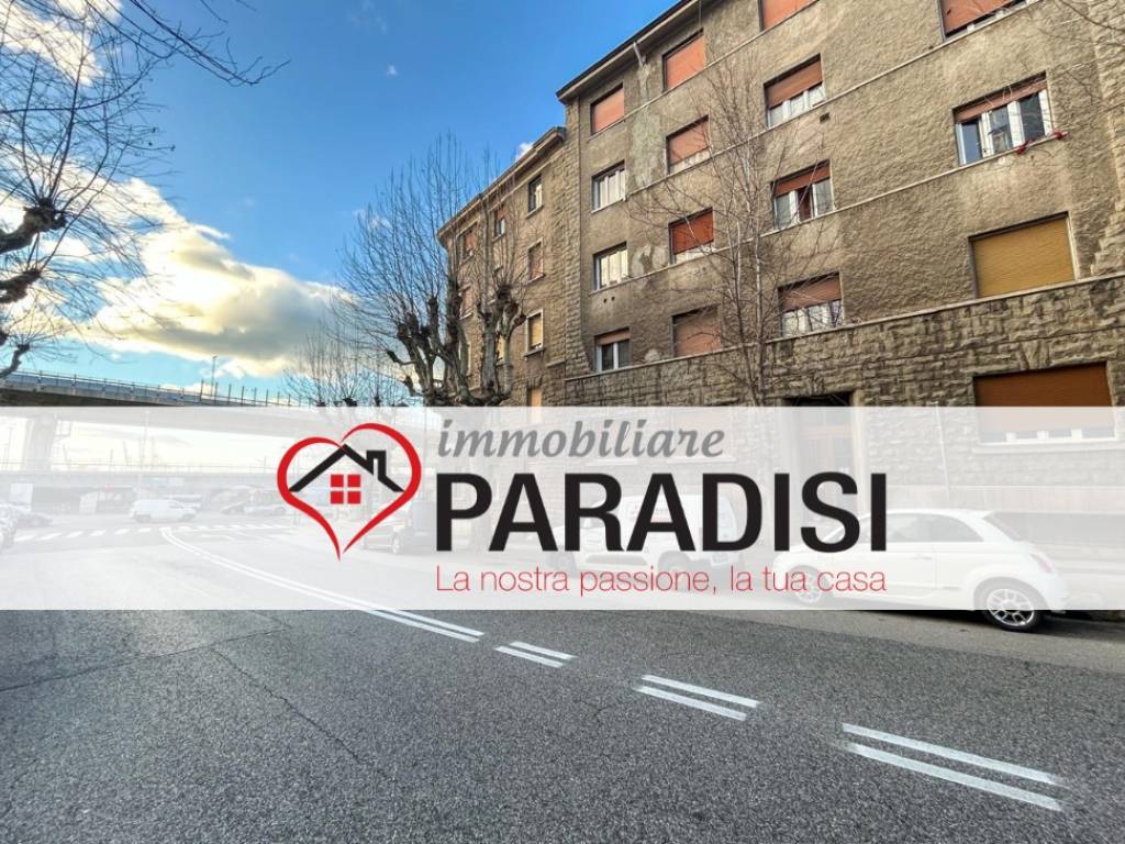 Vendita Appartamento Trieste. Trilocale in via Antonio Baiamonti 4. Buono stato, piano terra ...