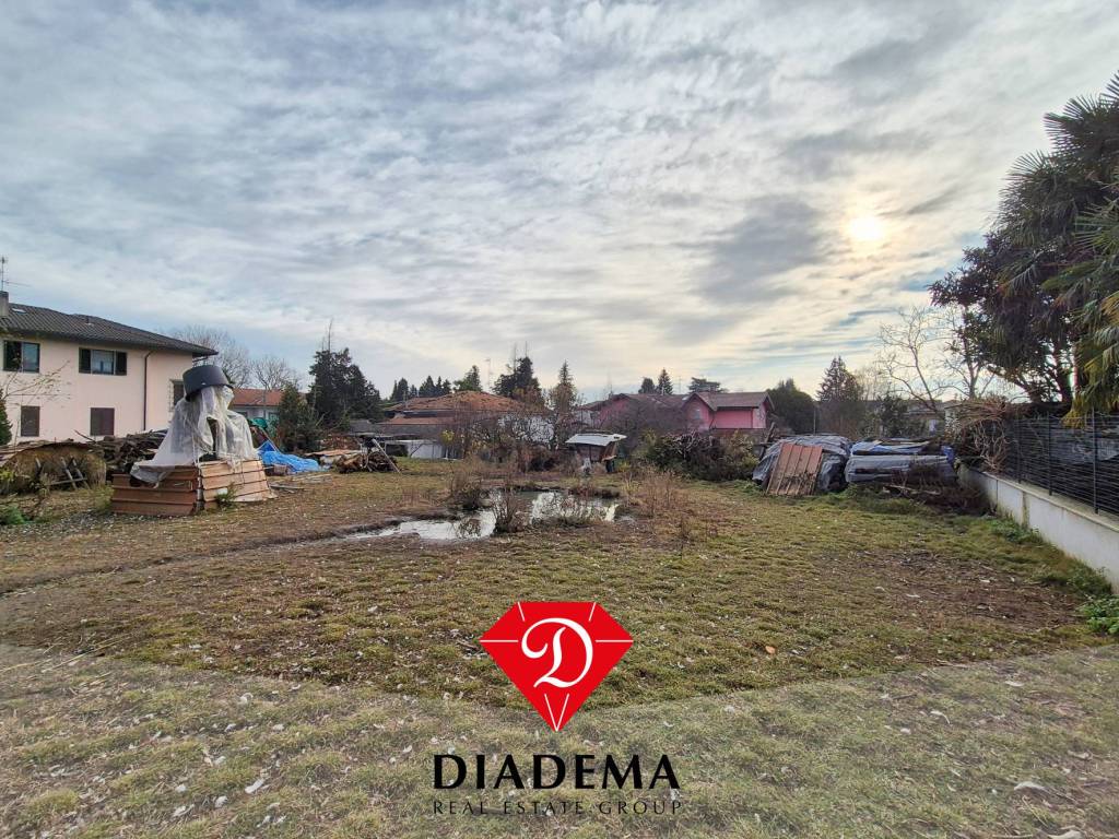 Terreno edificabile via Puccini 7, Jerago con Orago, rif. 118038593 ...