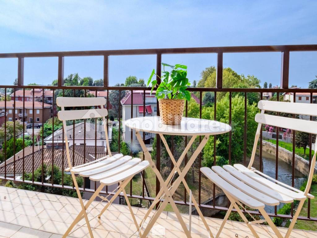 Vendita Appartamento Melzo. Trilocale in via Giuseppe Verdi 28. Ottimo stato, quarto piano, con ...