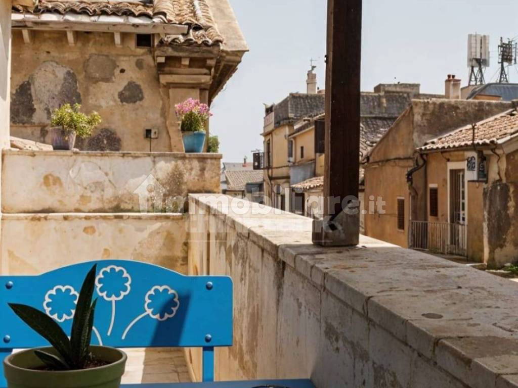 Vendita Appartamento in centro ragusa snc. Ragusa. Ottimo stato, su più livelli, riscaldamento ...