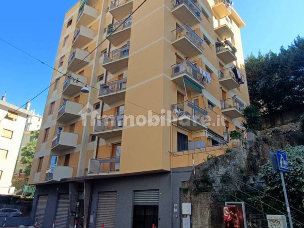 Vendita Appartamento Genova. Trilocale in via Giovanni Daneo 113 ...