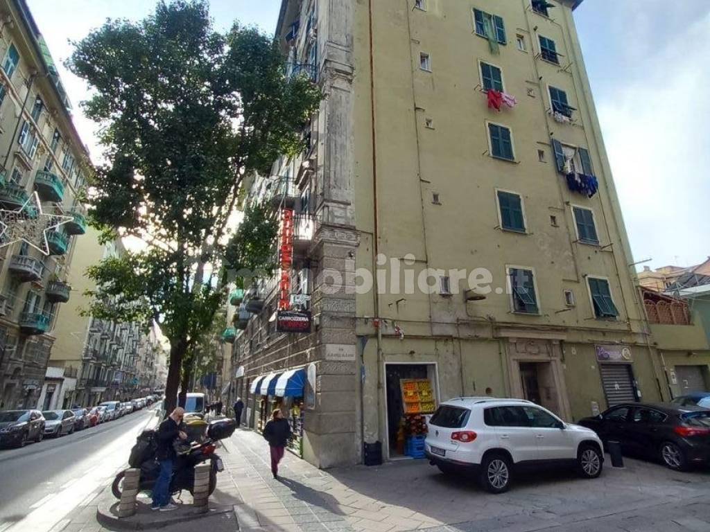 Vendita Appartamento Genova. Trilocale in via Teresio Mario Canepari 8 ...