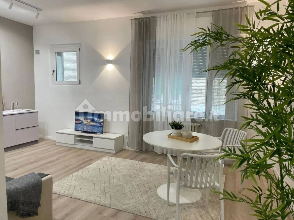 Vendita Appartamento Ancona. Bilocale in via Nicola Matas San C.. Buono ...