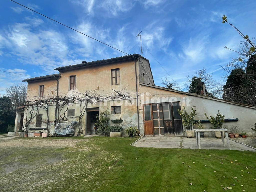 Vendita Rustico in Strada Fornace Vecchia 35 Pesaro. Da ristrutturare ...