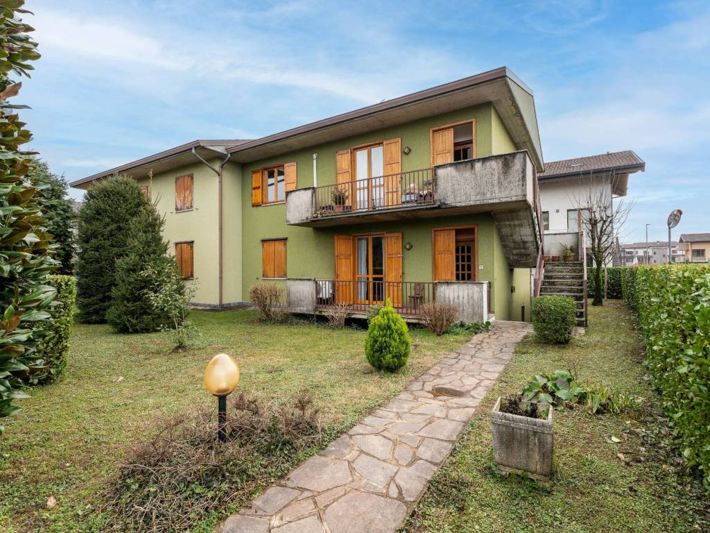 Vendita Appartamento Osio Sopra. Quadrilocale in via Thomas Alva Edison ...