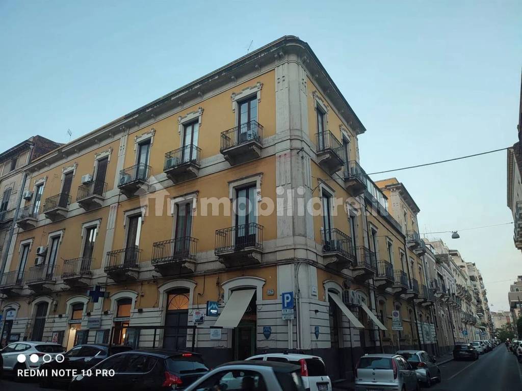 Vendita Appartamento Catania. Trilocale in via Vittorio Emanuele ...