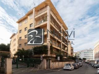 Case in vendita in Via Archimede, Roma - Immobiliare.it