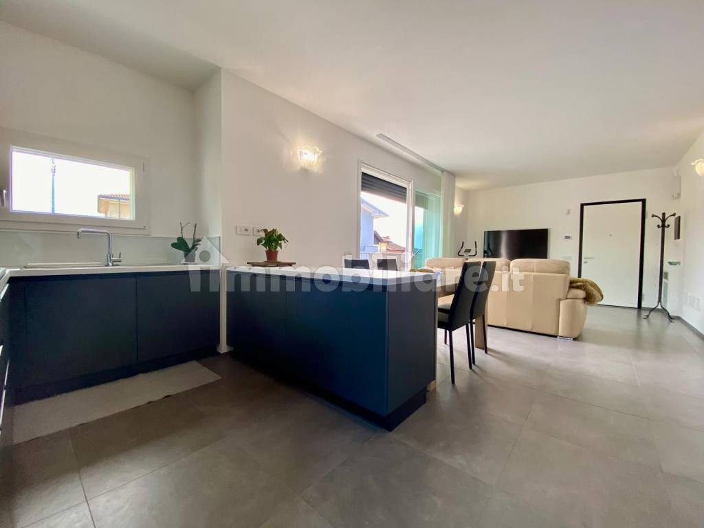 Vendita Appartamento Binago. Trilocale in via Casale Roccolo 1. Ottimo ...