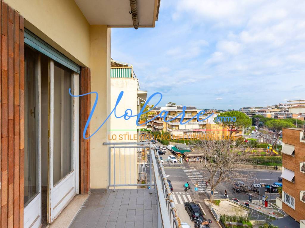 Vendita Appartamento Roma. Quadrilocale in via Marco Besso 10. Da ...