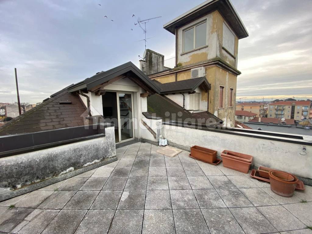 Vendita Attico in via Sette Dormienti 2 Vigevano. Buono stato, con ...