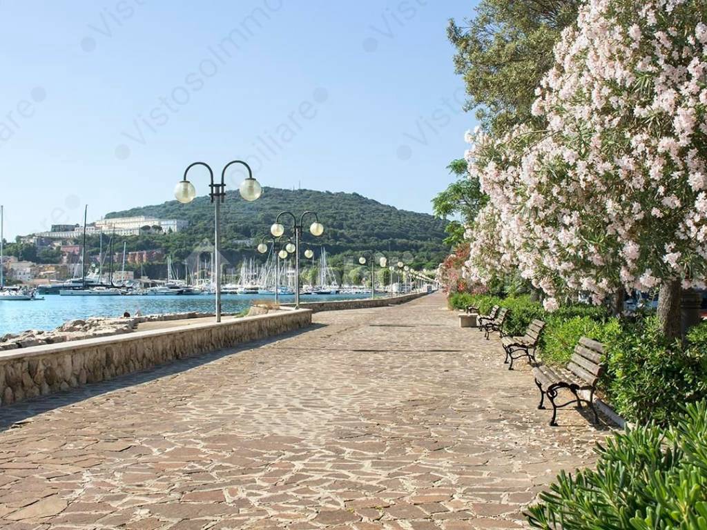 Vendita Appartamento Gaeta. Monolocale in via Lungomare Giovanni Caboto ...