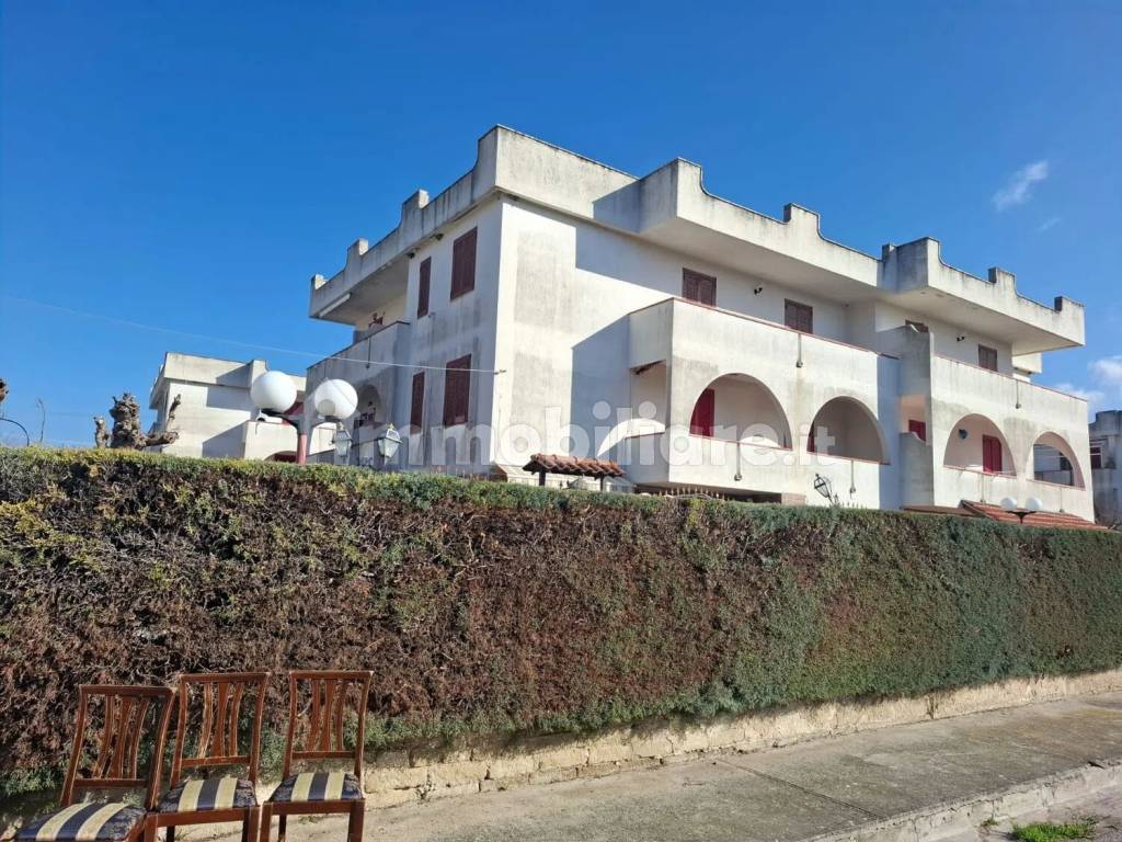 Vendita Appartamento Cellole. Trilocale in viale Sicilia, 98. Buono ...