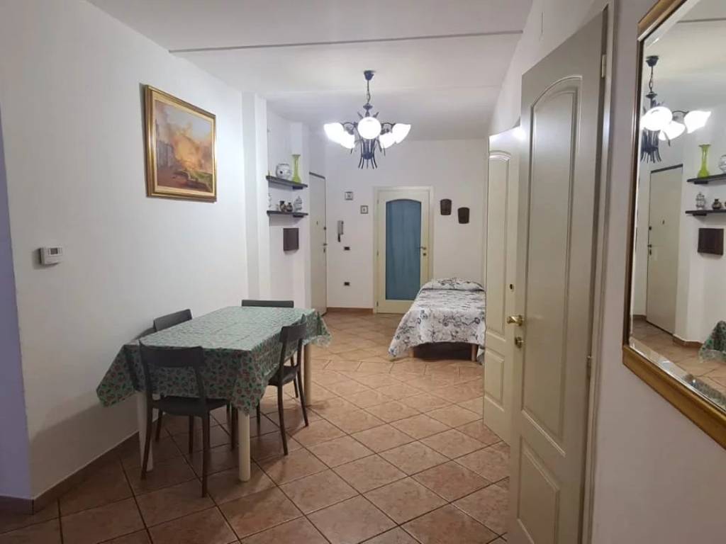 Affitto Appartamento Piombino. Trilocale, Piano terra, riscaldamento ...