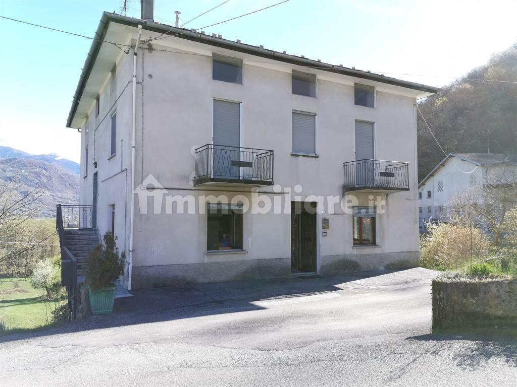 Vendita Appartamento in via Palù. Caiolo. Da ristrutturare, piano terra ...