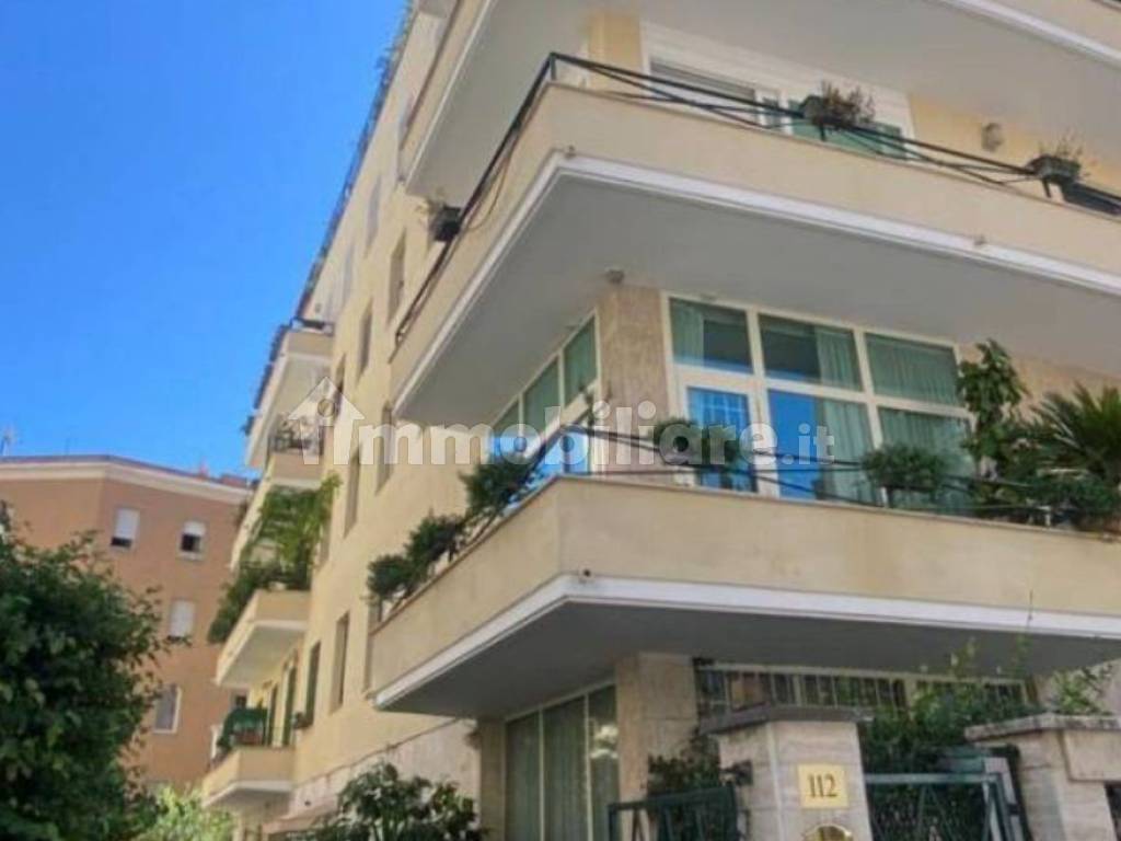 Affitto Appartamento Roma. Monolocale in via Archimede. Ottimo stato ...